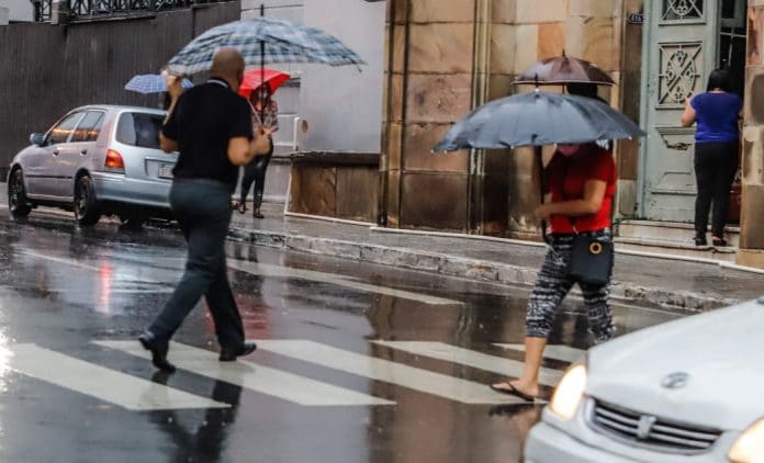 Sábado con posibles chaparrones en el Norte del paí­s, anuncia Meteorología