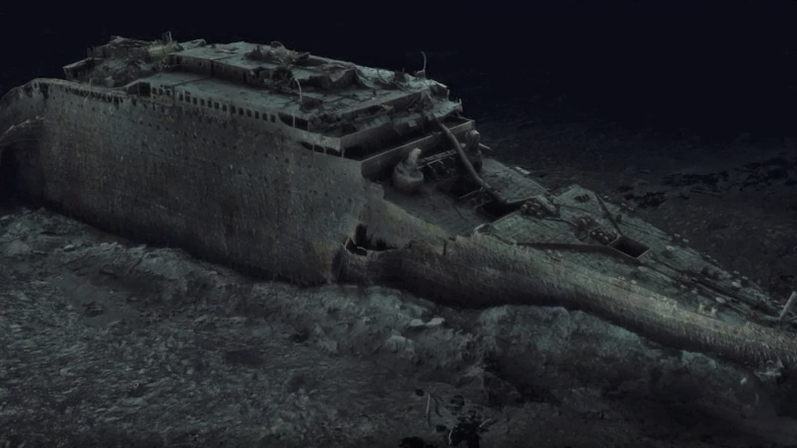 Desaparece un submarino turístico para ver el Titanic en el Atlántico Desaparece un submarino turístico para ver el Titanic en el Atlántico