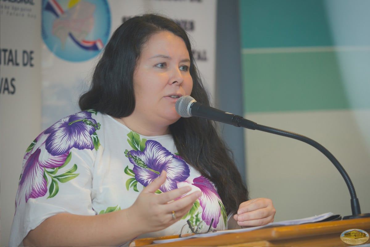 La fiscala Liz Cowan sufrió un atentado y su vehículo sufrió dos ...