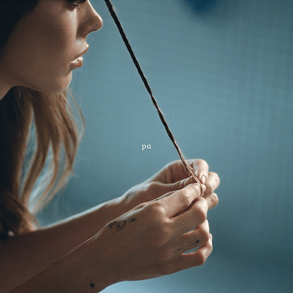 Tini Stoessel conmueve con el primer tema de su nuevo álbum: “Pa”