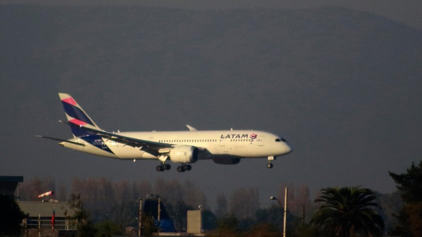 Avión de LATAM retornó al aeropuerto tras posible nuevo percance con aves