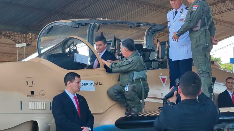 Paraguay comprará 6 aviones Súper Tucano para la Fuerza Aérea Nacional