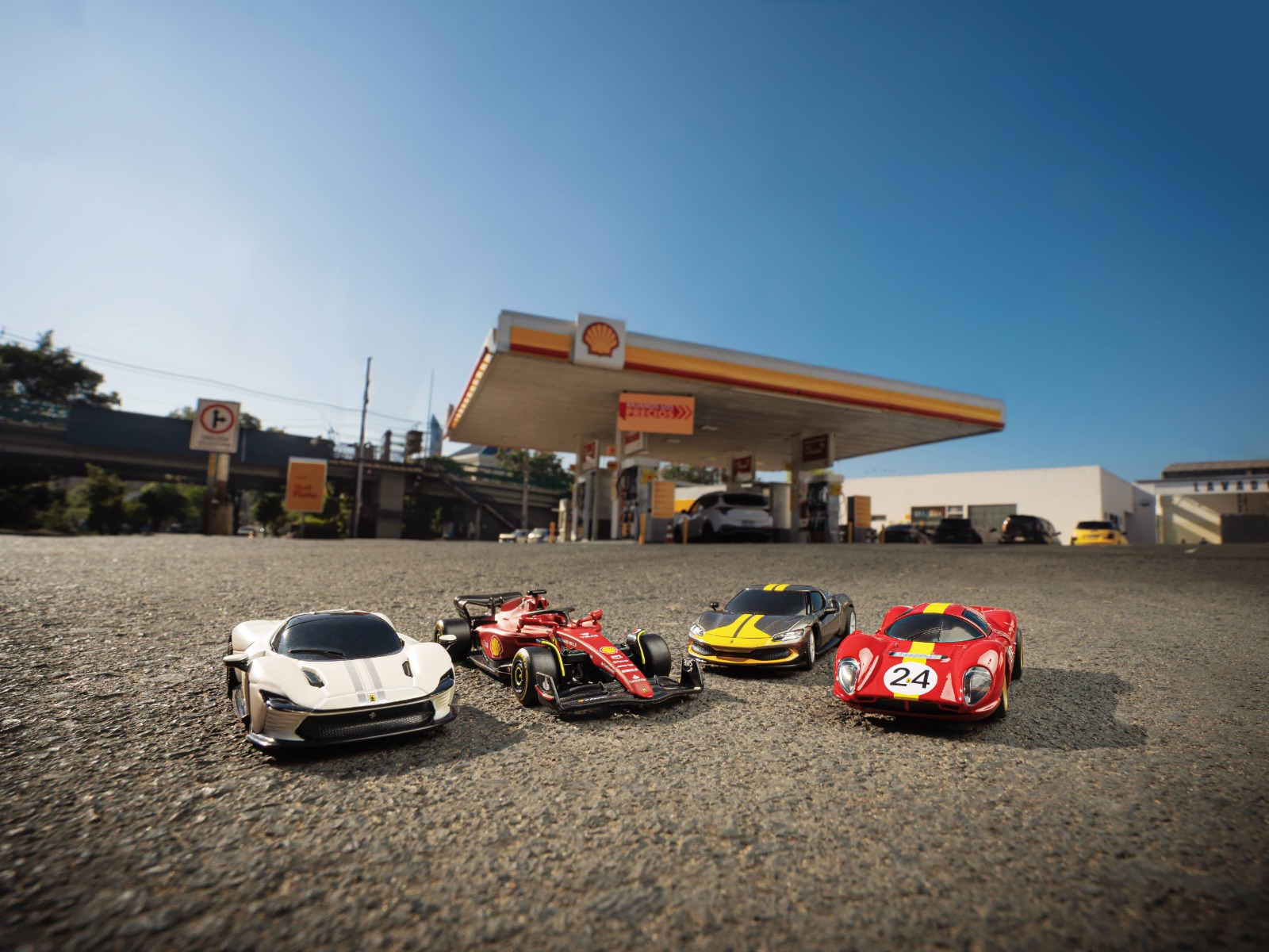 Llegó la exclusiva Colección Ferrari a las estaciones de servicio Shell ...