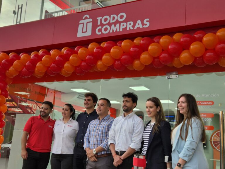 Todo Compras inauguró su nuevo local en el Abasto Norte